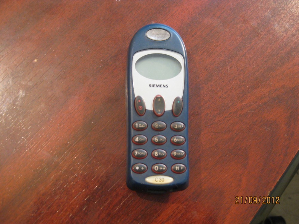 19/12 ---- SIEMENS C30 ----- TELEFON LA PRET FINAL - Telefon mobil Siemens - Okazii